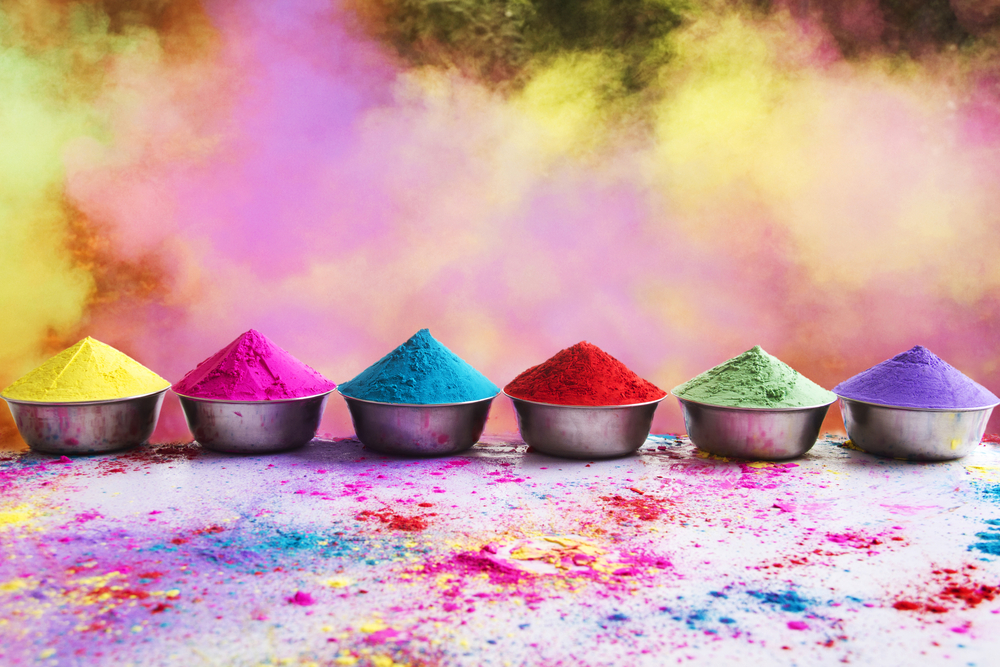 Make Holi Colors At Home Threads WeRIndia Make Holi Colors At Home Threads WeRIndia